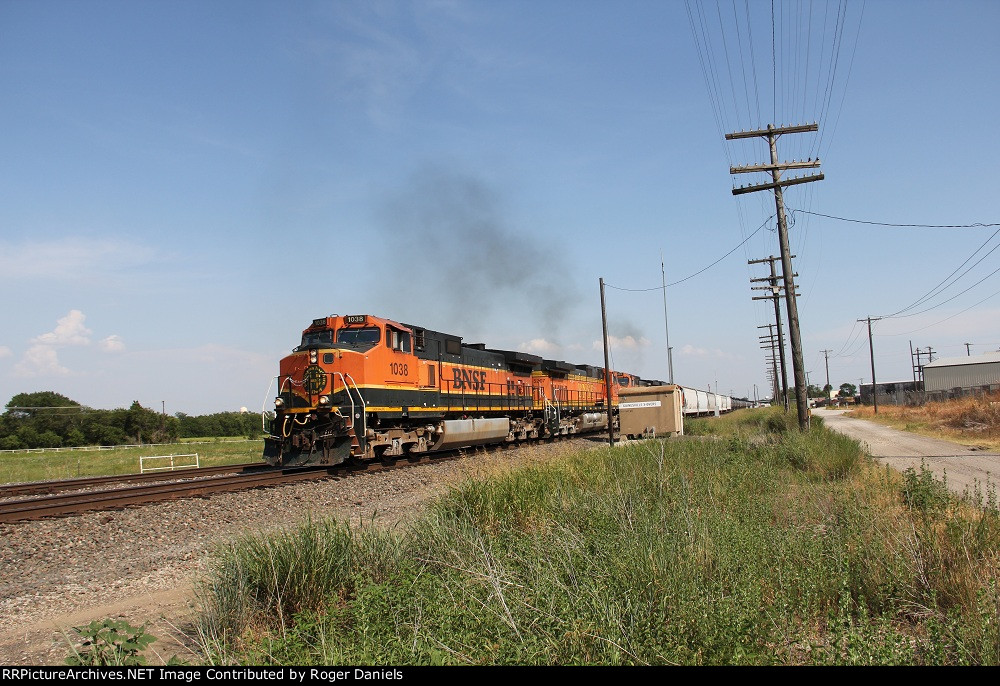 BNSF 1038